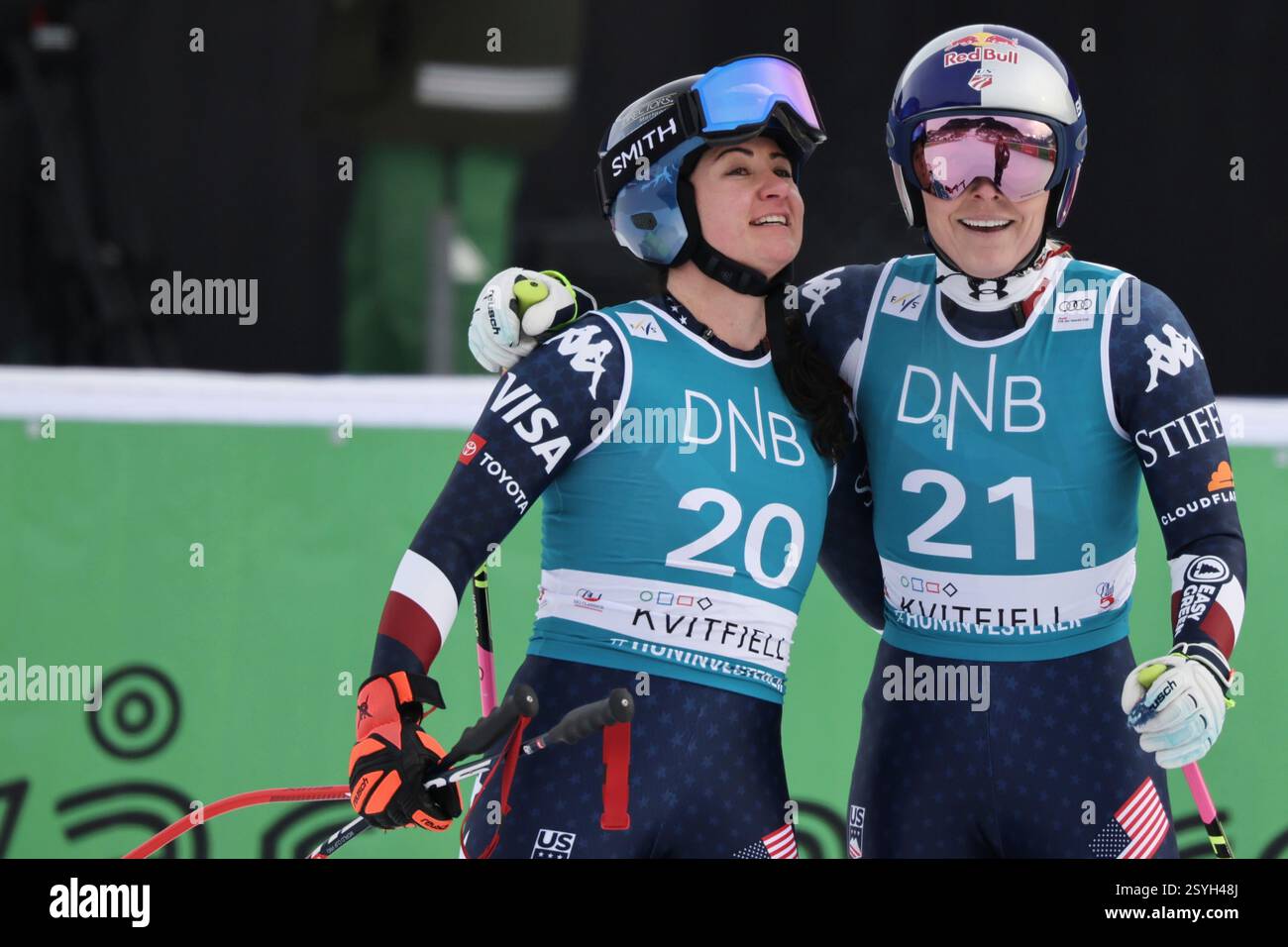 United States' Lindsey Vonn, right, and United States' Jacqueline Wiles ...