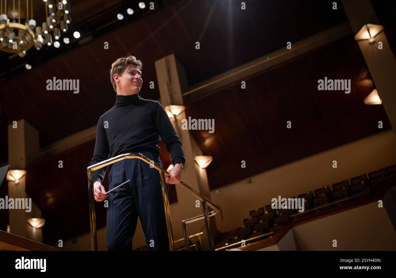 Klaus makela concertgebouw hi-res stock photography and images - Alamy