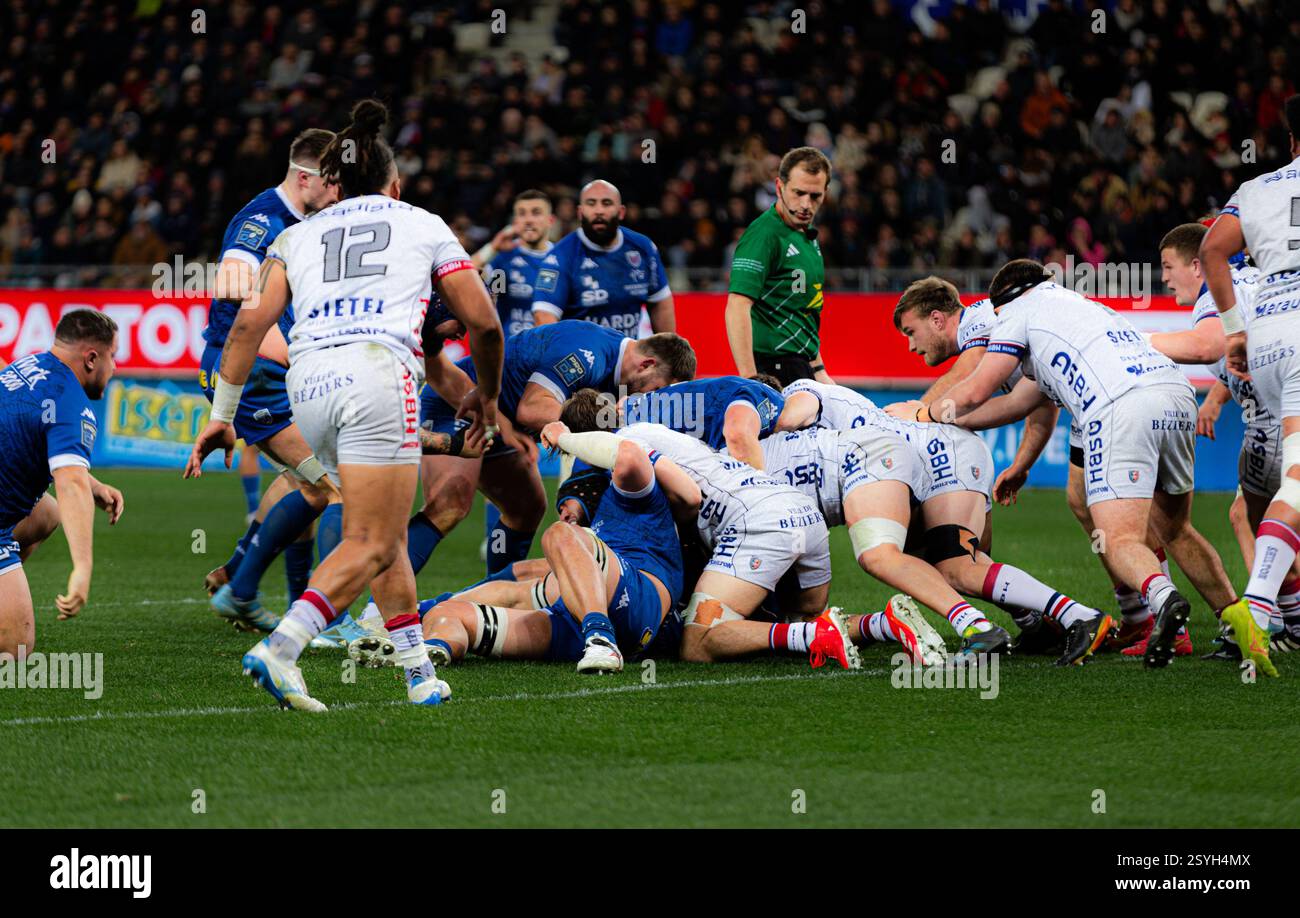 Grenoble Team (FCG) in action during 2nd Division French Rugby ...