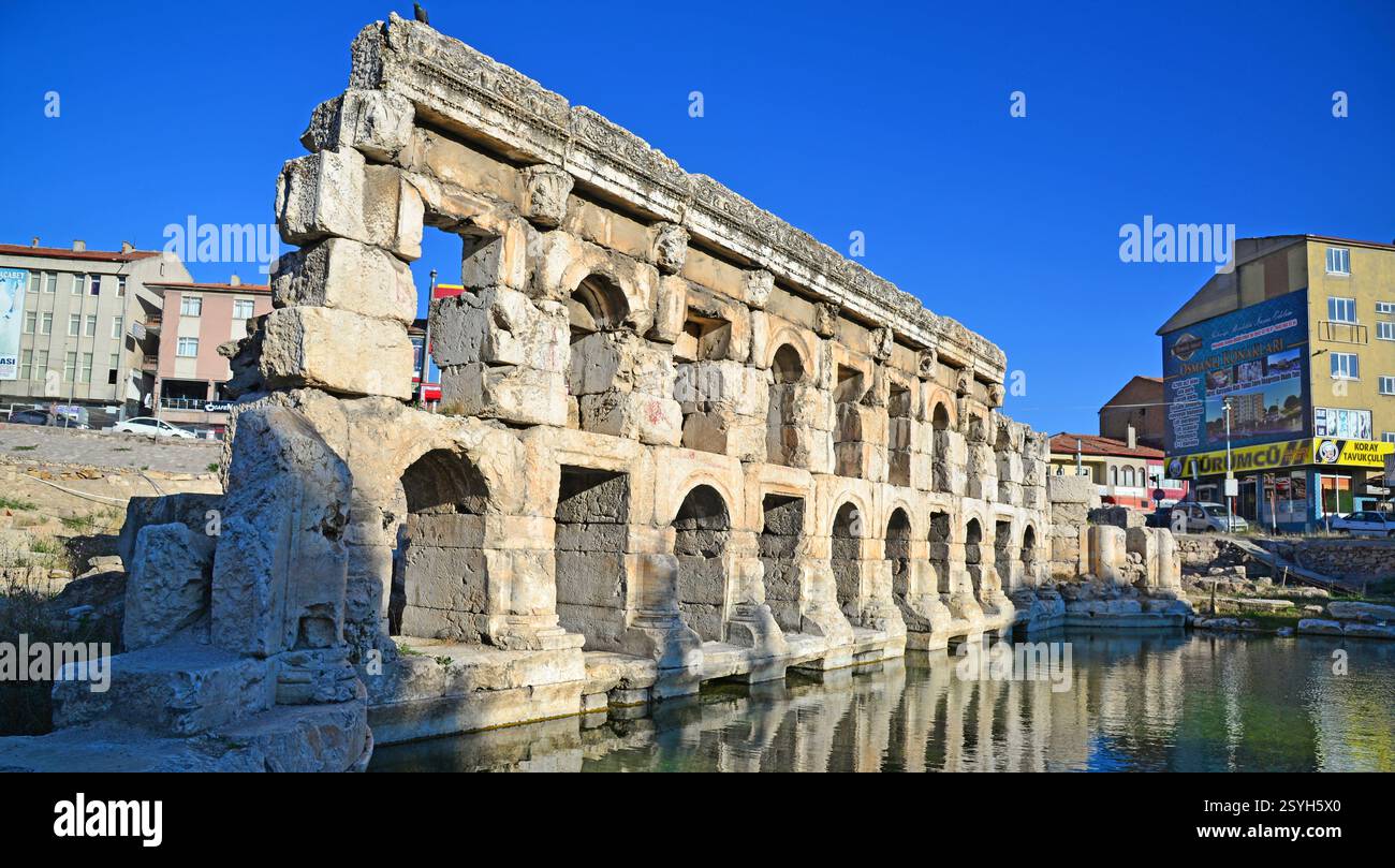 Turkey ancient roman bath hi-res stock photography and images - Alamy