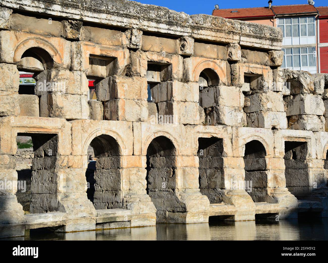 Turkey ancient roman bath hi-res stock photography and images - Alamy