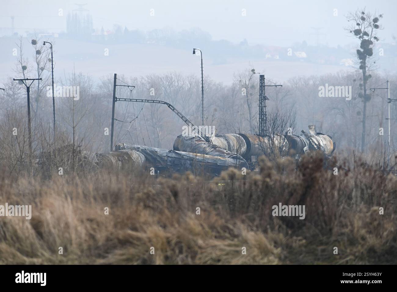 Second day firefighters intervene after fire of a freight train ...