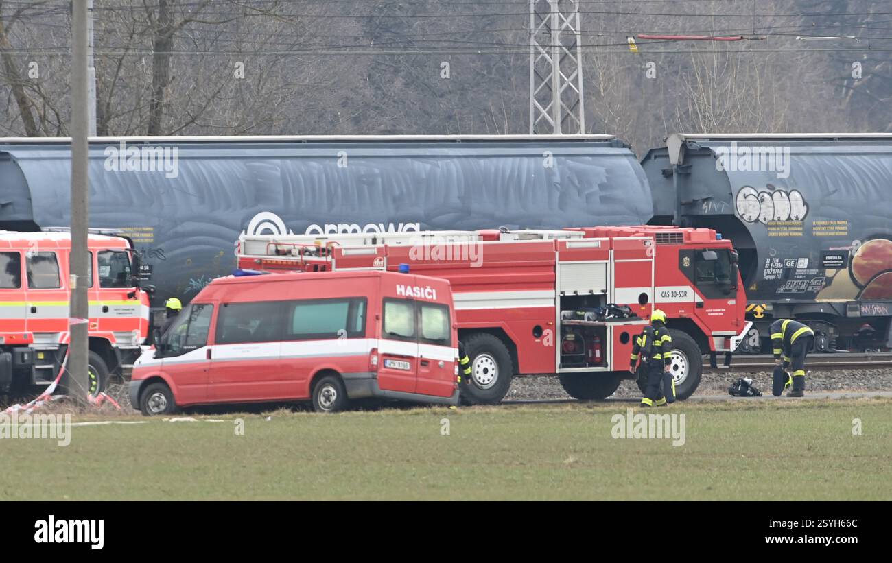Second day firefighters intervene after fire of a freight train ...