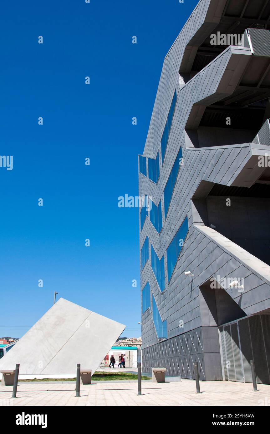 Disseny Hub Barcelona - DHub, detail façade, designed by JMBM ...