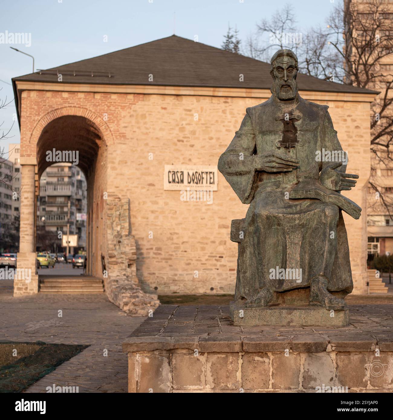 The statue and house of Metropolitan Dosoftei, a cultural object and ...
