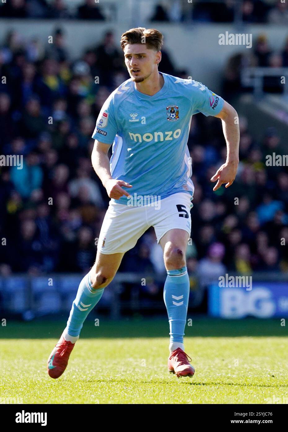 Coventry City's Jack Rudoni during the Sky Bet Championship match at ...