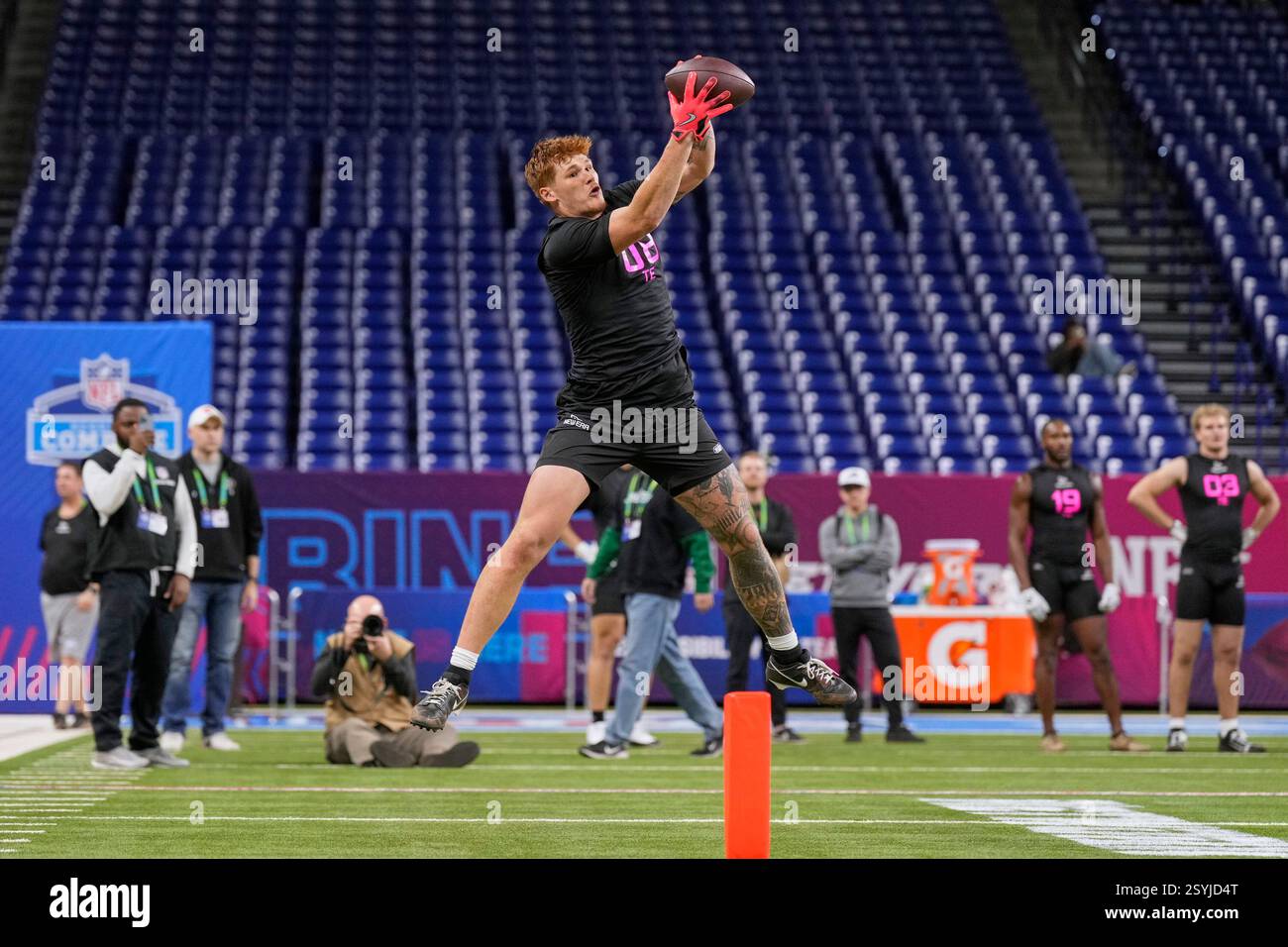 Oregon tight end Terrance Ferguson runs a drill at the NFL football ...