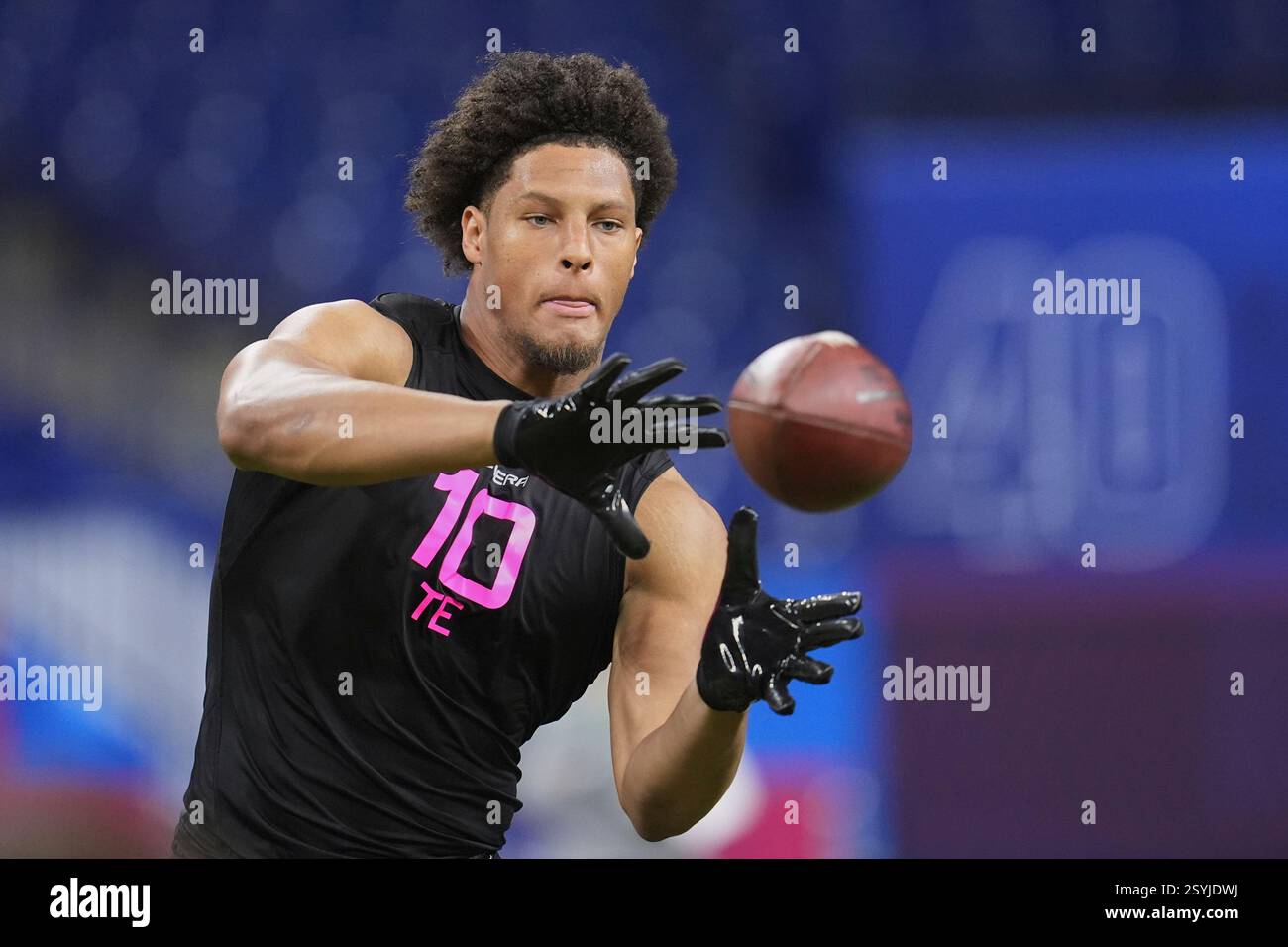 Syracuse tight end Oronde Gadsden II runs a drill at the NFL football ...