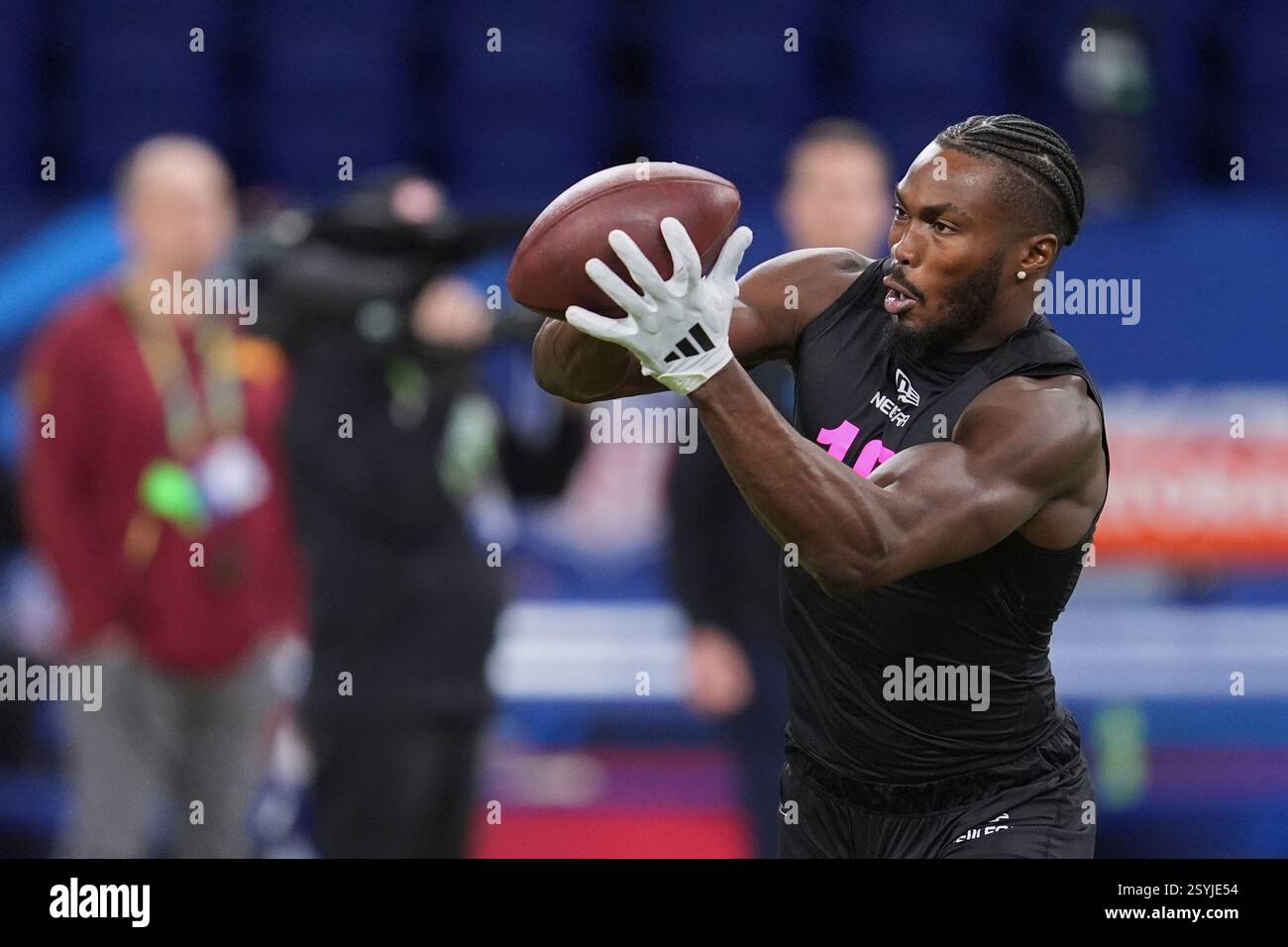 South Carolina tight end Joshua Simon runs a drill at the NFL football ...