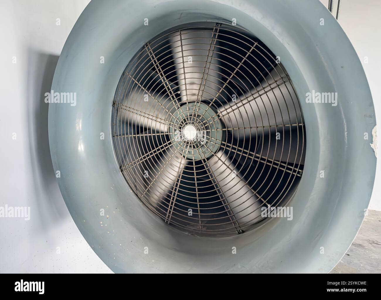 Large warehouse setting hi-res stock photography and images - Alamy