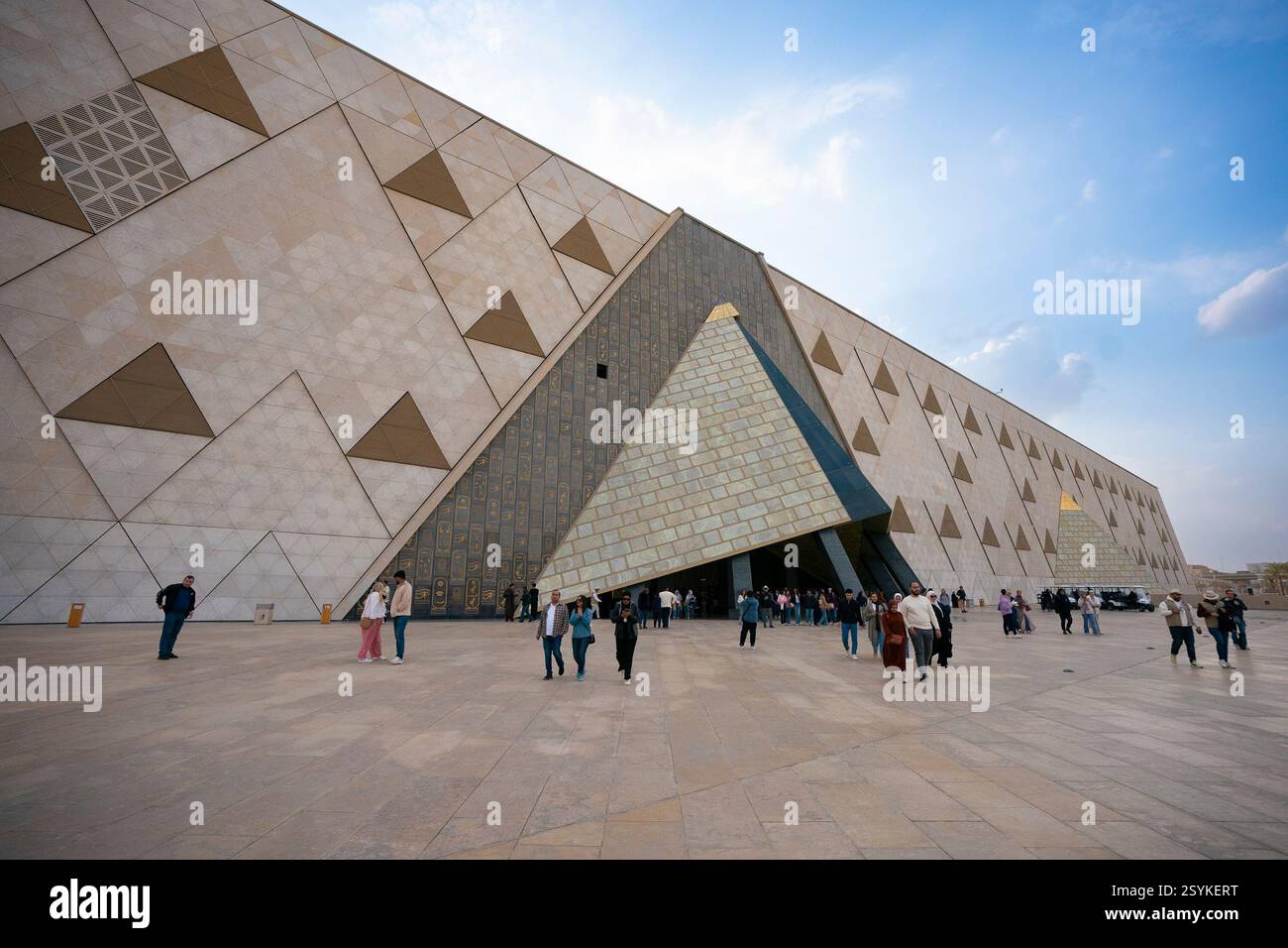 The 20-plus year construction of the 872,000 sq. ft. Grand Egyptian ...