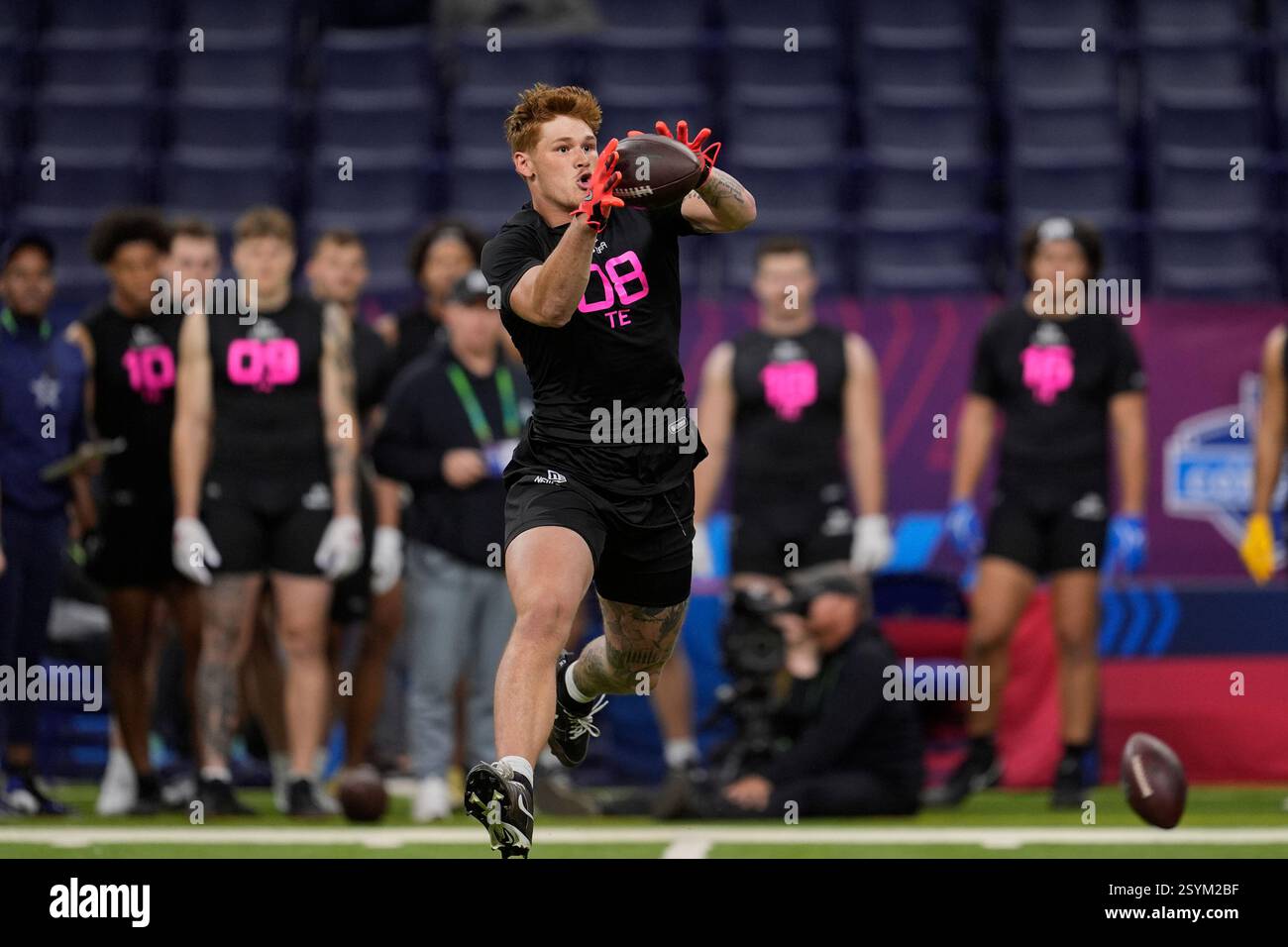 Oregon tight end Terrance Ferguson runs a drill at the NFL football ...