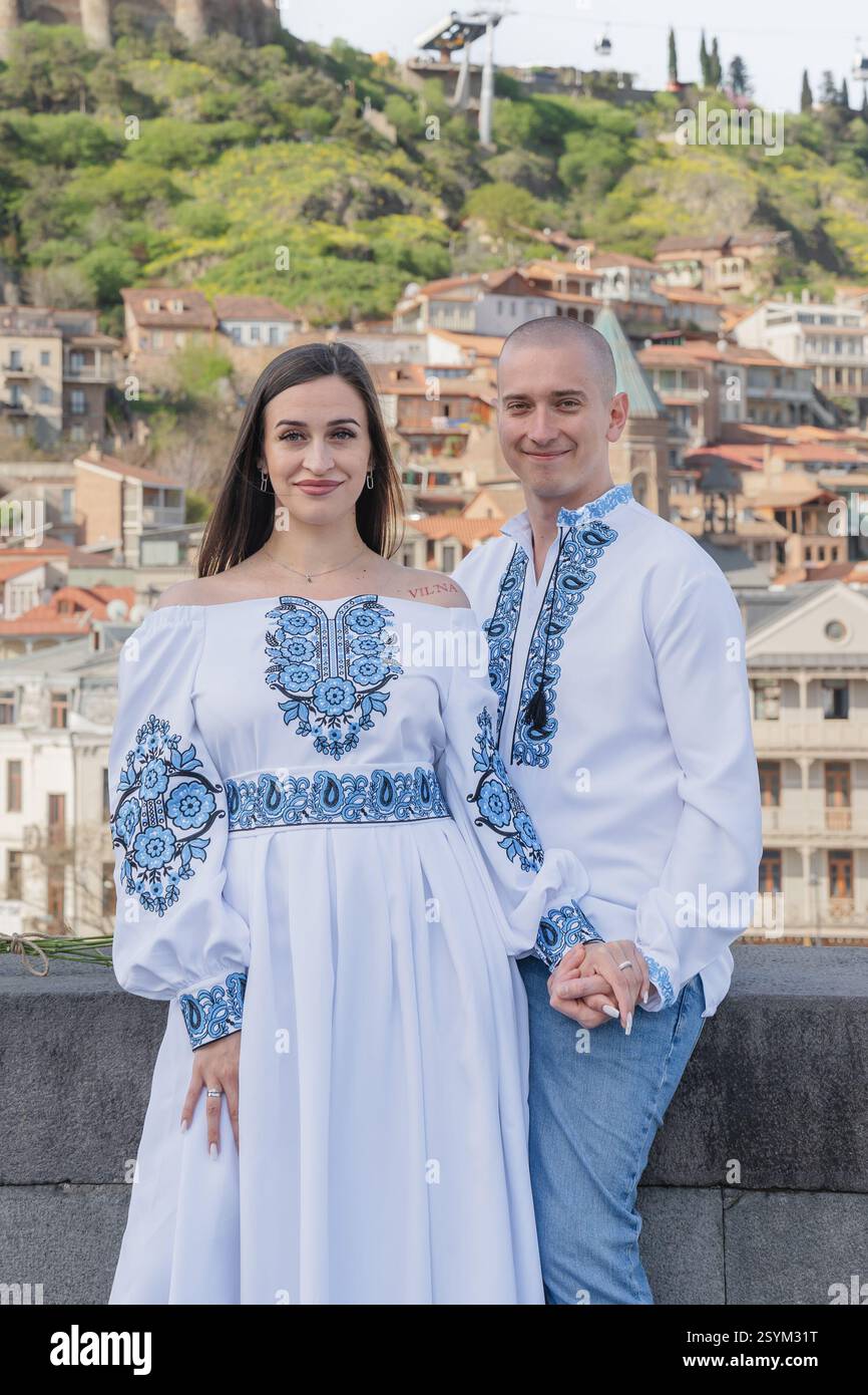 Engagement proposal in Tbilisi: Groom proposing to bride in traditional ...