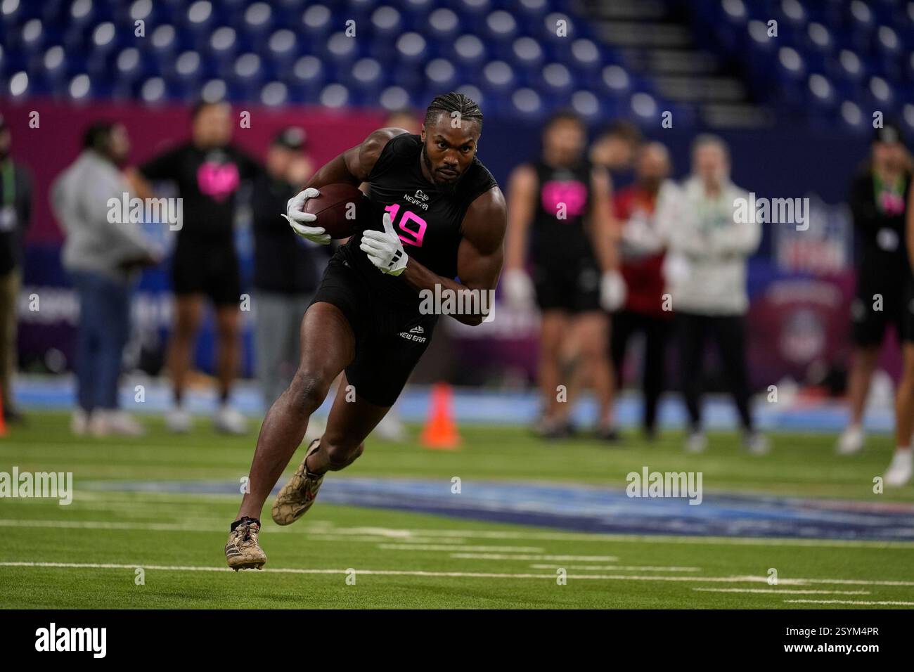 South Carolina tight end Joshua Simon runs a drill at the NFL football ...