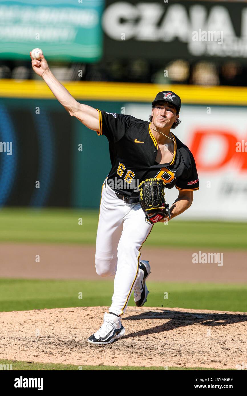 Bradenton, FL: Pittsburgh Pirates pitcher Kyle Nicolas (66) delivers a ...