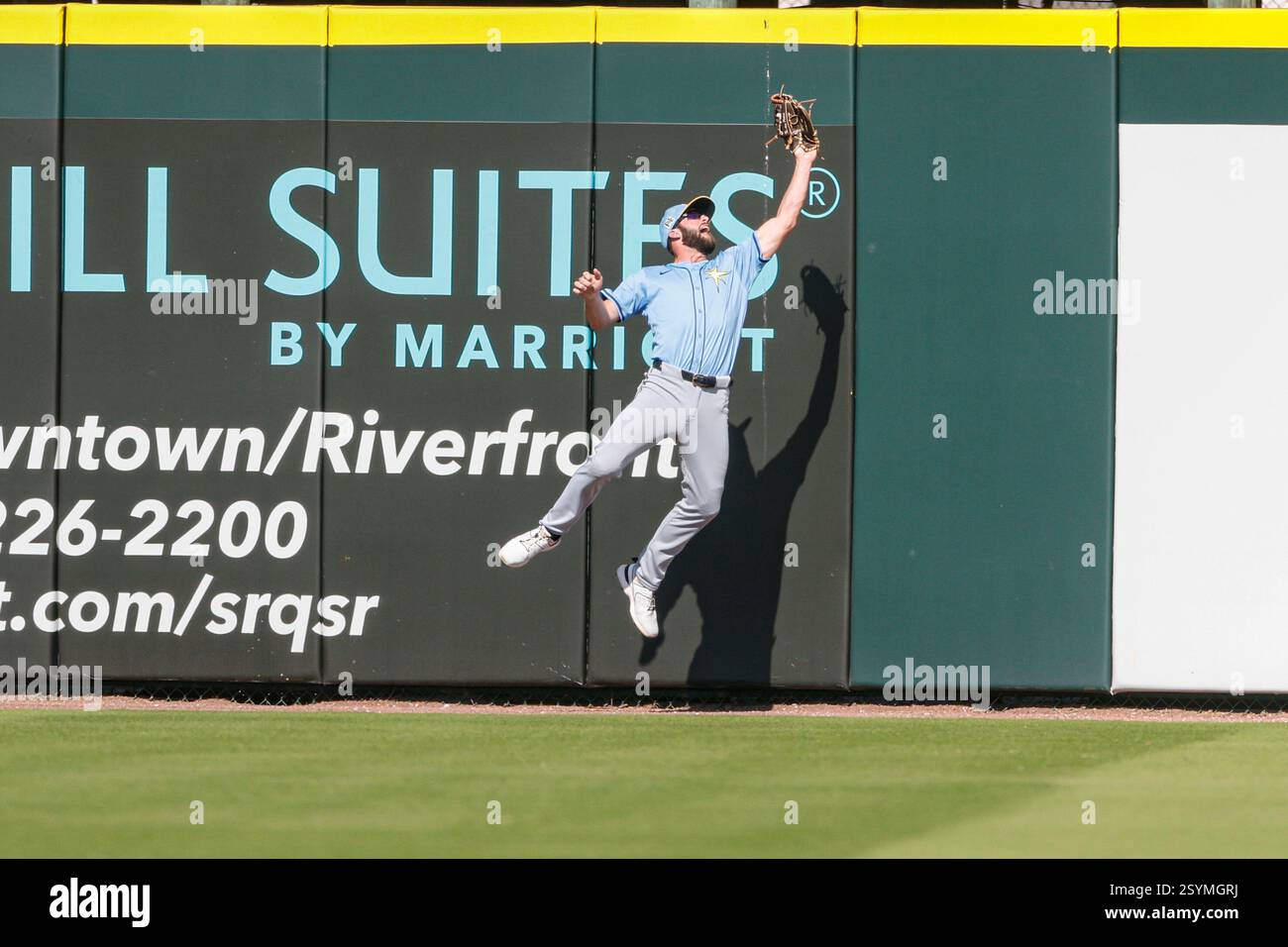 Bradenton, FL: Tampa Bay Rays right fielder Jhon Diaz (51) catches a ...