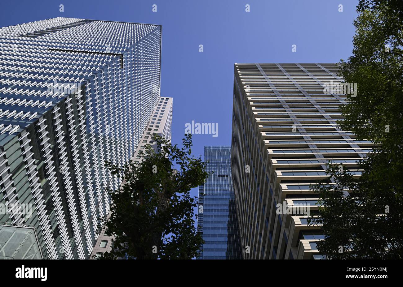 Modern skyscrapers at the Tōkyō Kokusai Fōramu (Tokyo International ...