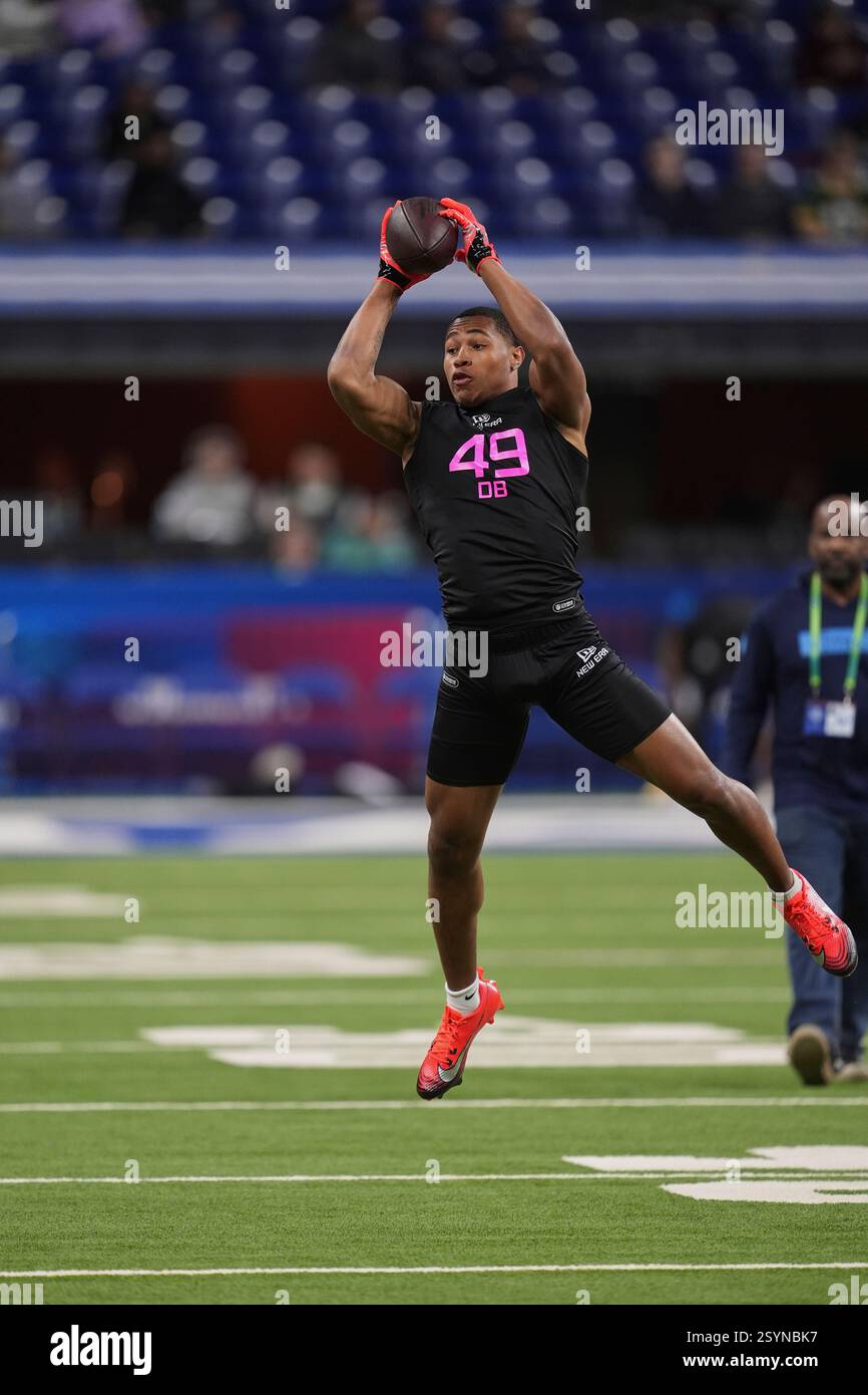 Kansas State defensive back Marques Sigle runs a drill at the NFL ...