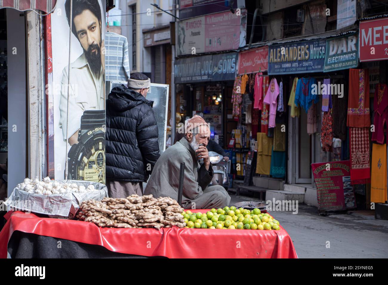 Srinagar, Jammu And Kashmir, India. 1st Mar, 2025. A vendor selling ...
