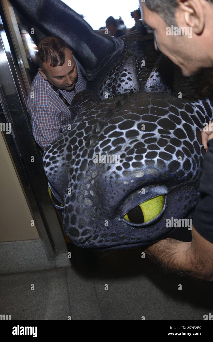 CANNES, FRANCE - MAY 15: Toothless the Dragon attend the 'How To Train ...