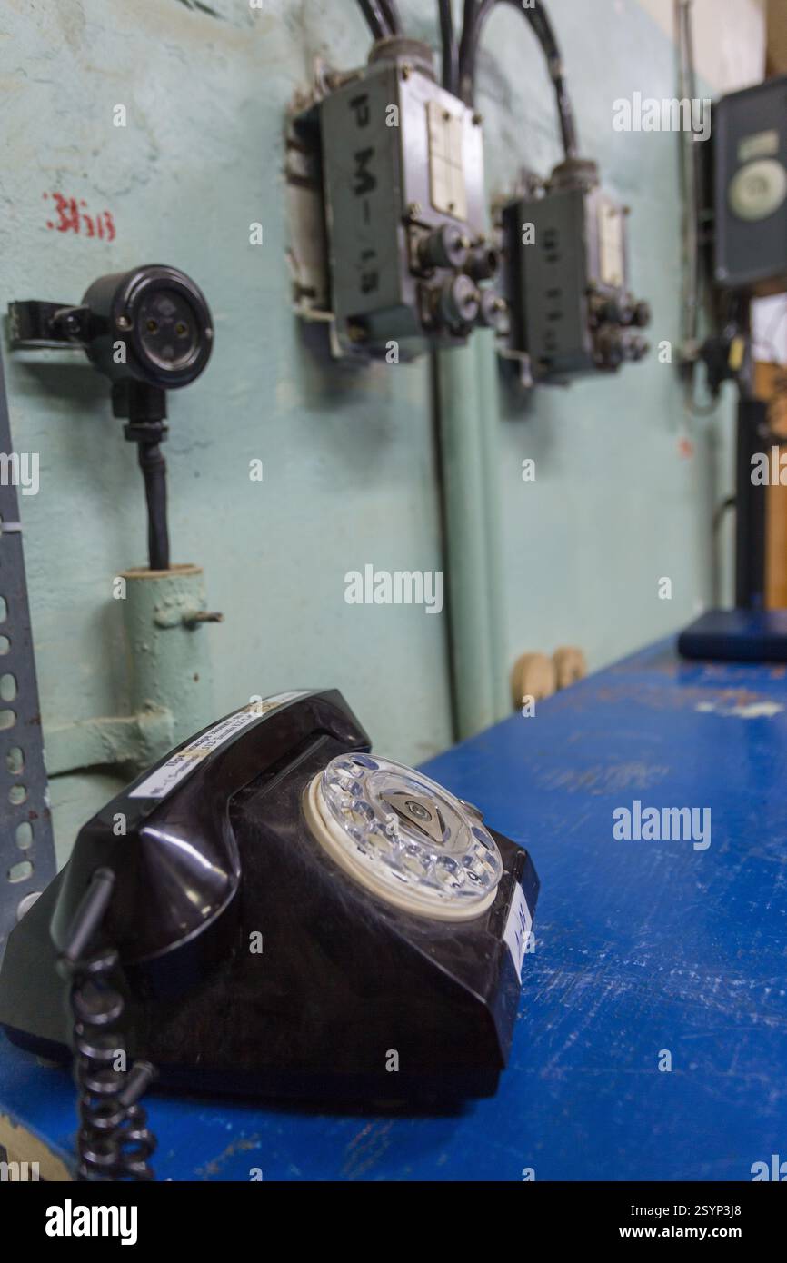 Inside a Soviet underground bunker Stock Photo - Alamy