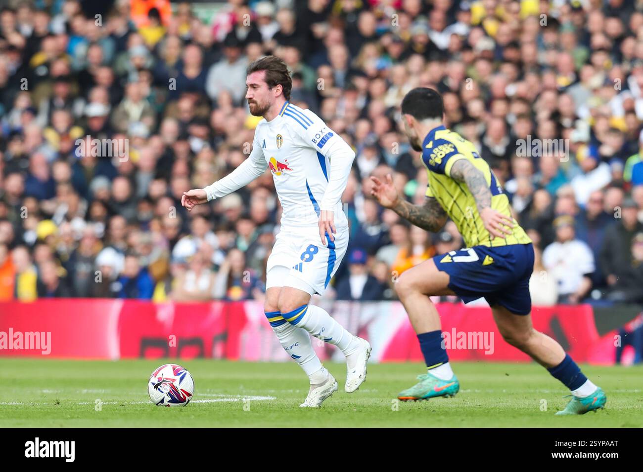 Leeds, UK. 01st Mar, 2025. Joe Rothwell of Leeds United during the ...