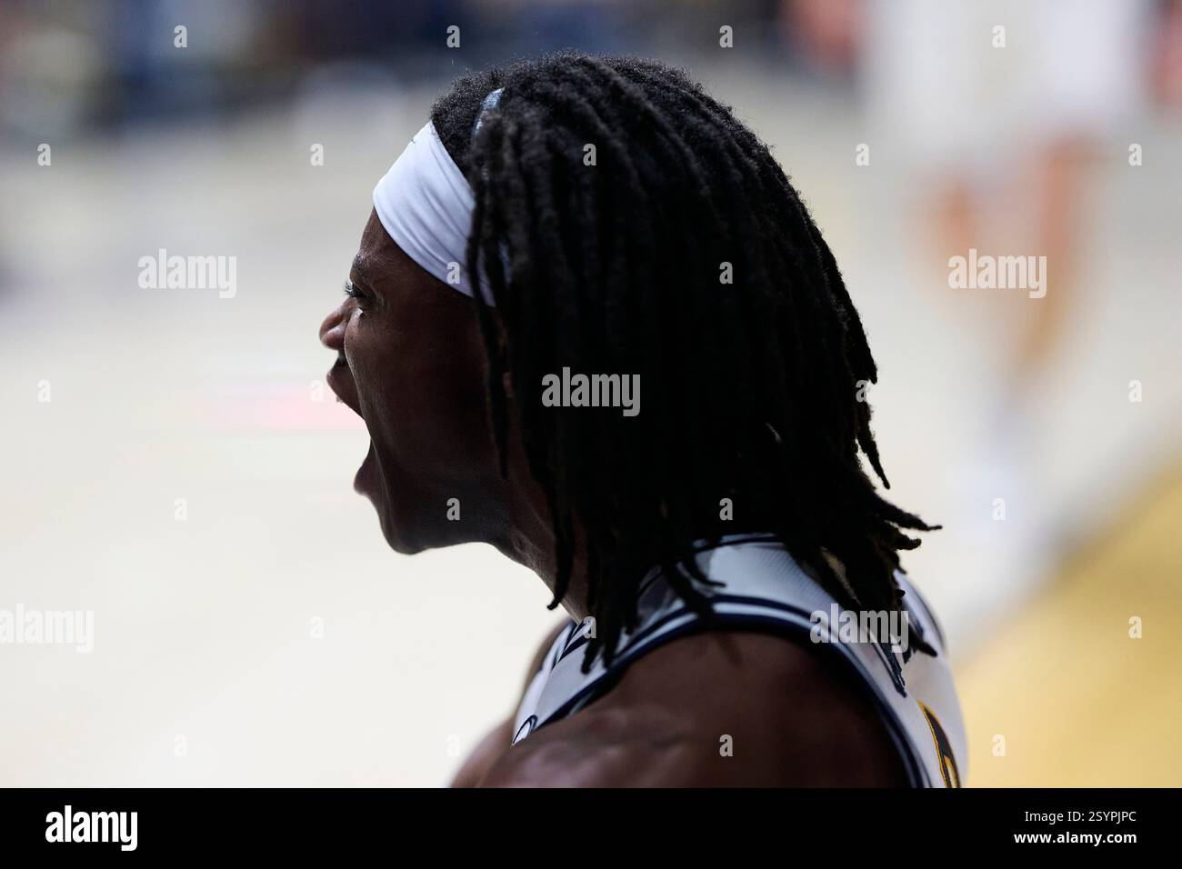 BERKELEY, CA - FEBRUARY 26: California Golden Bears guard DJ Campbell ...