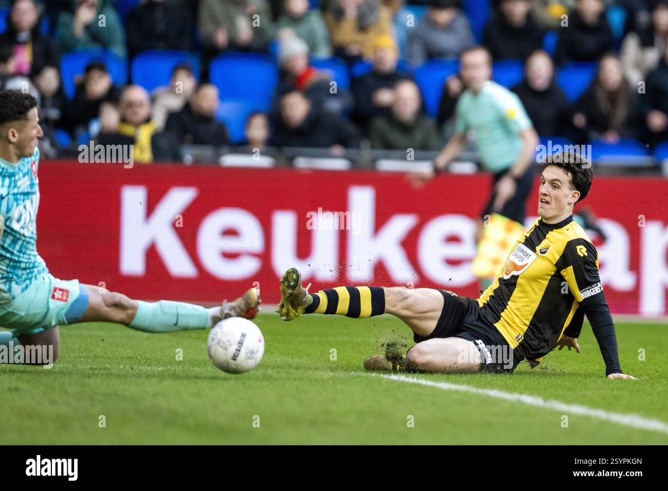 ARNHEM, 01-03-2025, Gelredome Stadium, football, Dutch ...