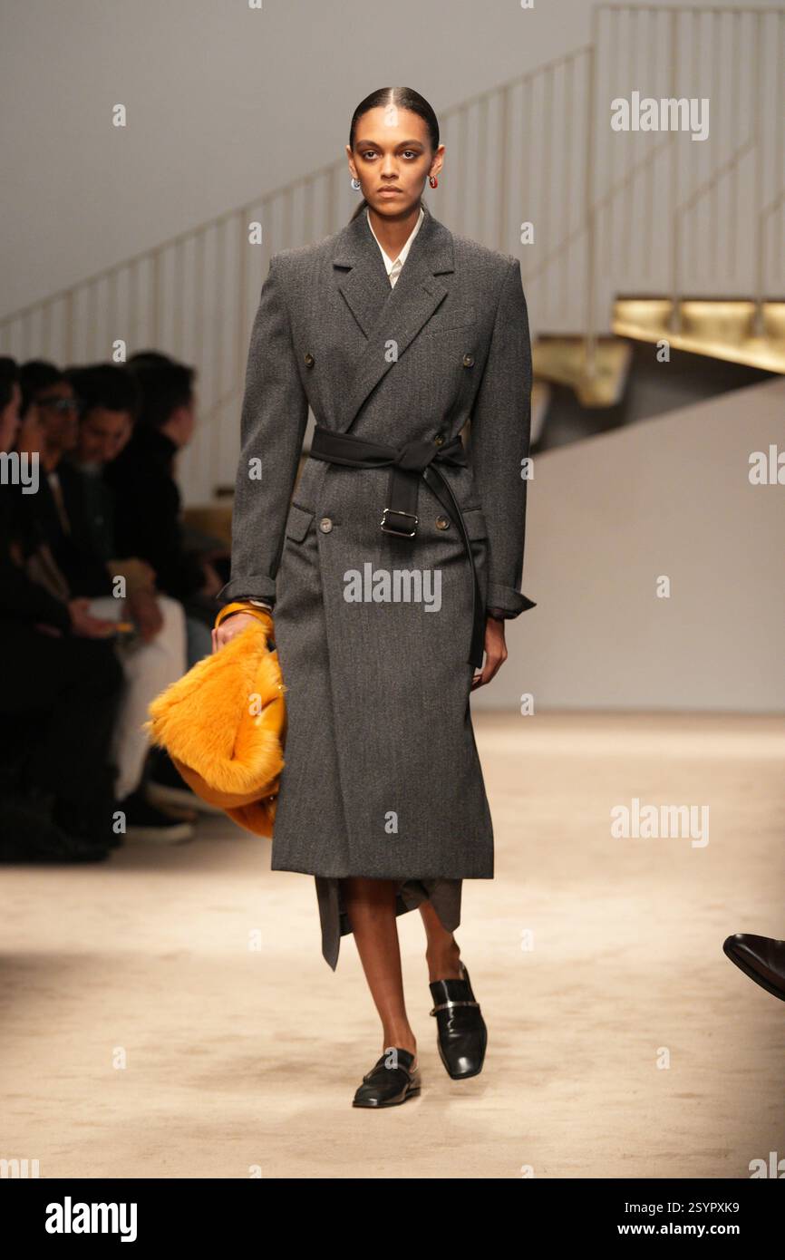 Milano Fashion Week - Women F/W 25-26 Tod’s fashion show Catwalk Milan ...