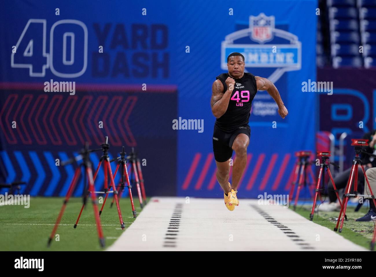 Kansas State defensive back Marques Sigle runs the 40-yard dash at the ...