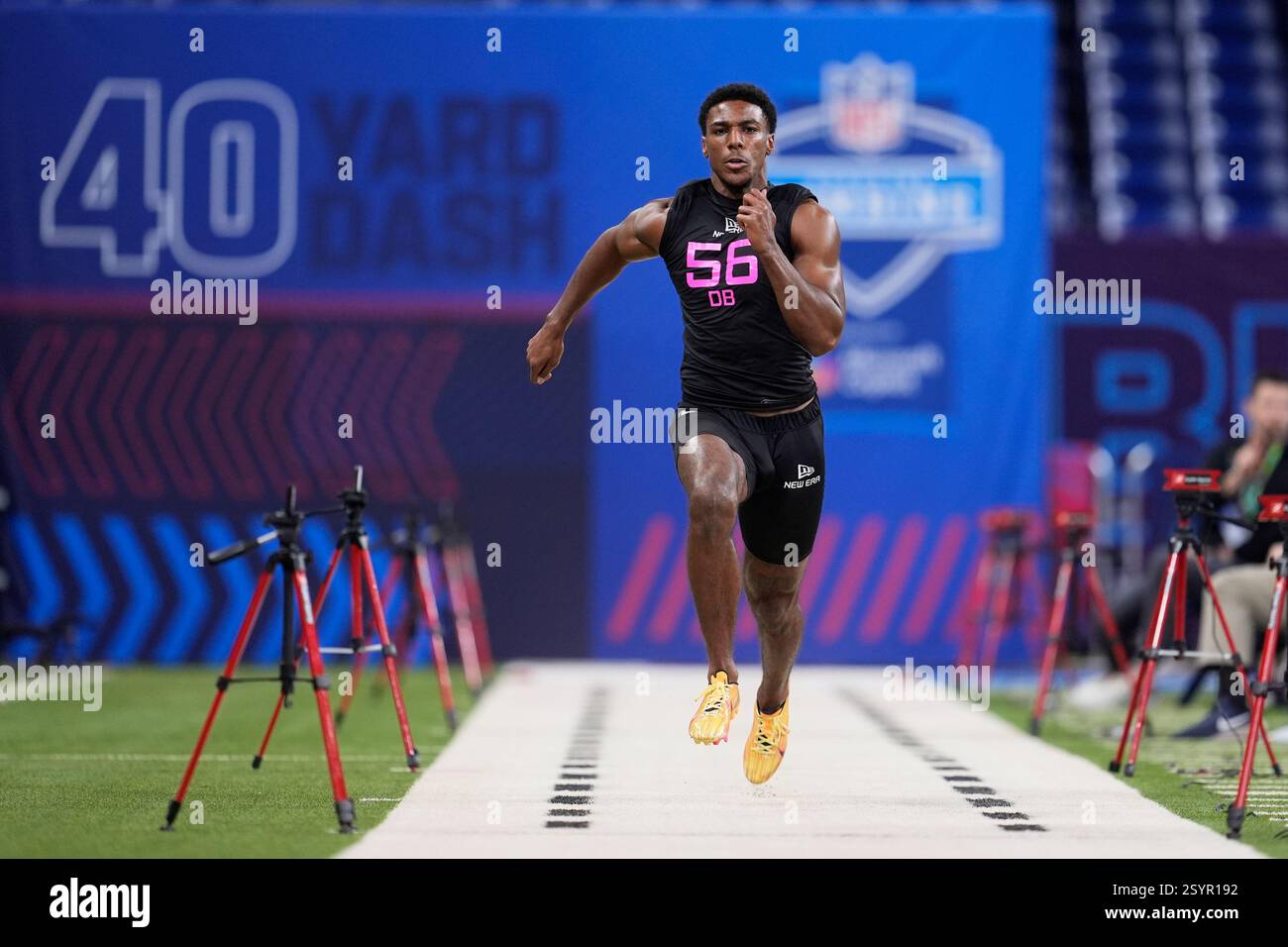California defensive back Craig Woodson runs the 40-yard dash at the ...