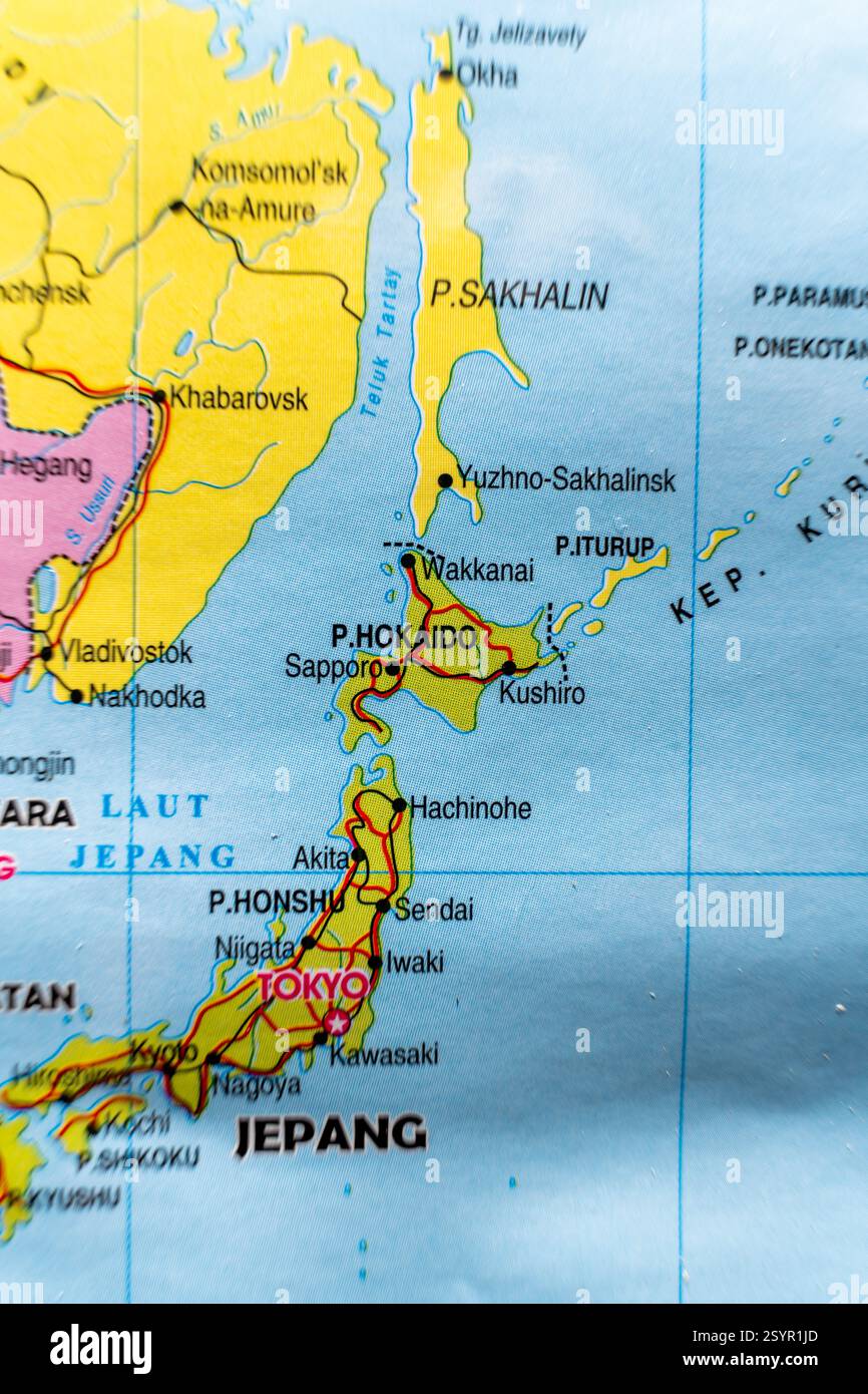 Detailed Map of Japan with Cities and Landmarks Stock Photo - Alamy