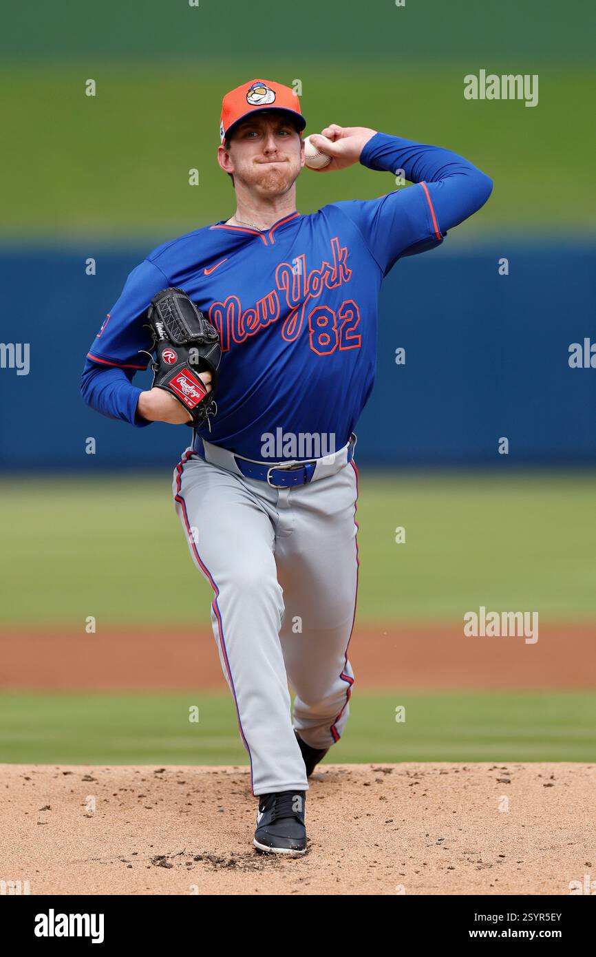 WEST PALM BEACH, FL - FEBRUARY 25: New York Mets pitcher Brandon ...