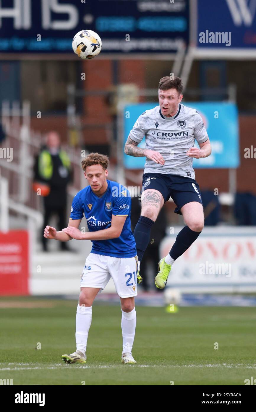Dens Park, Dundee, UK. 1st Mar, 2025. Scottish Premiership Football ...