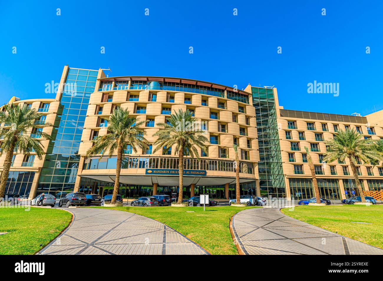 Riyadh , Saudi Arabia - Jannuary 8, 2025: Modern architecture of ...