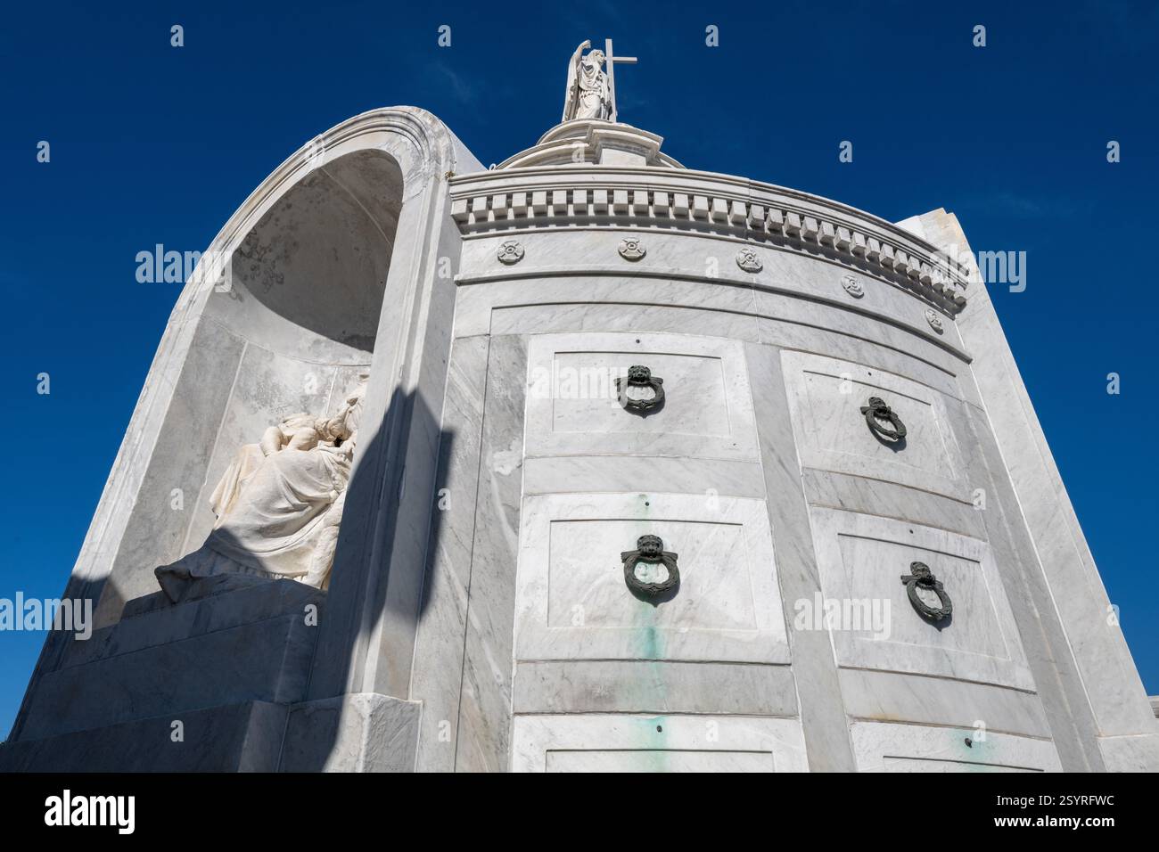 Saint Louis Cemetery No. 1, New Orleans, Louisiana Stock Photo - Alamy