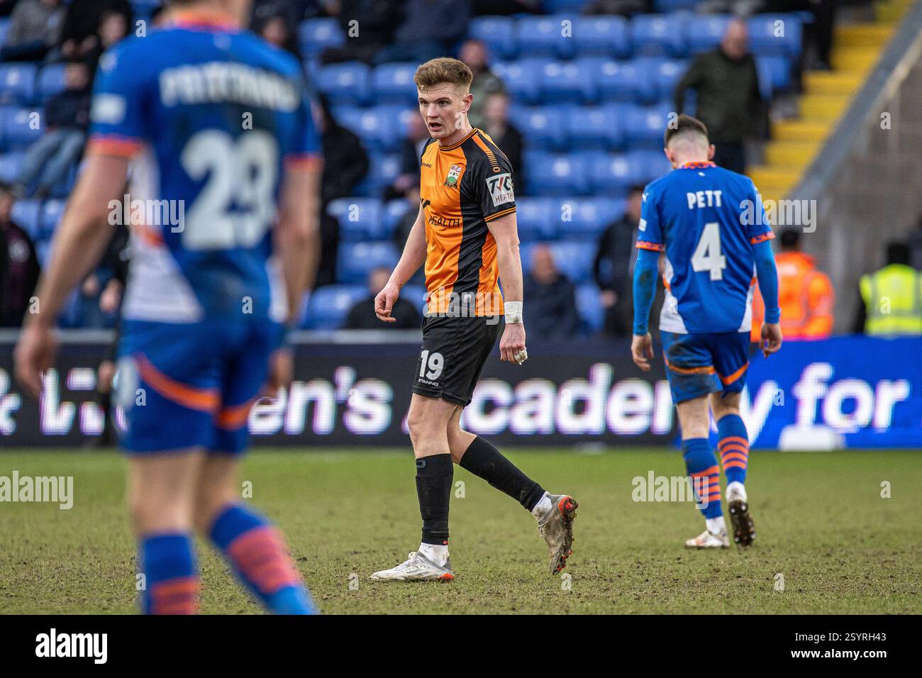 Barnet's Mark Shelton during the Vanarama National League match between ...