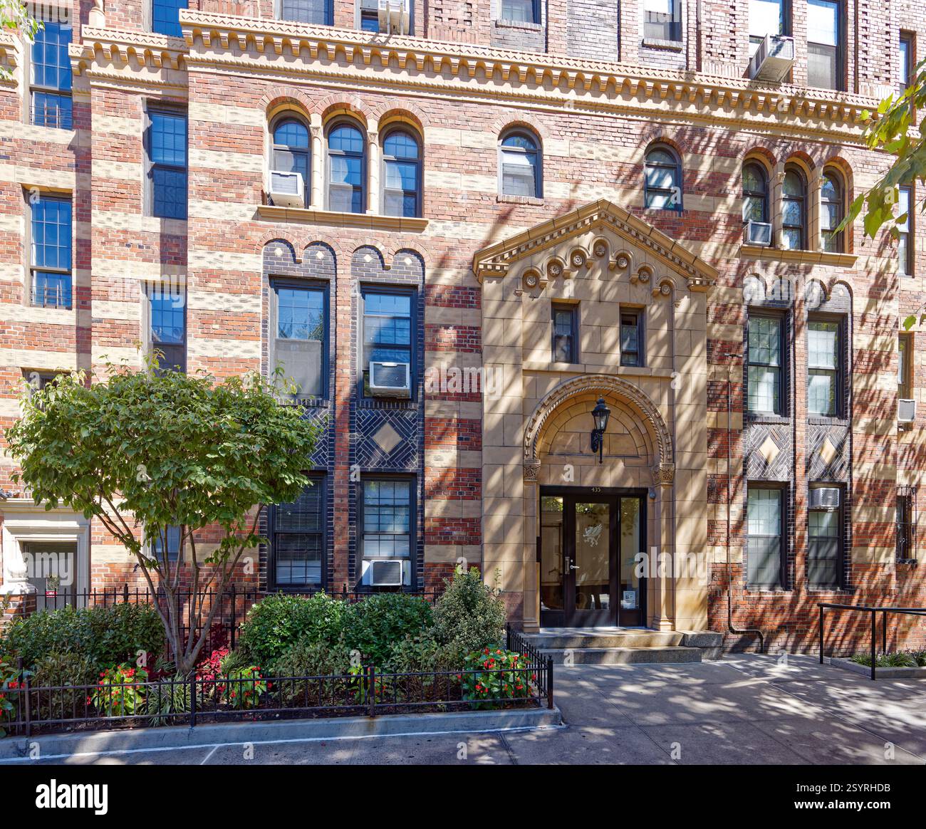 Entrance, 435 West 23rd Street, one of the London Terrace Gardens ...