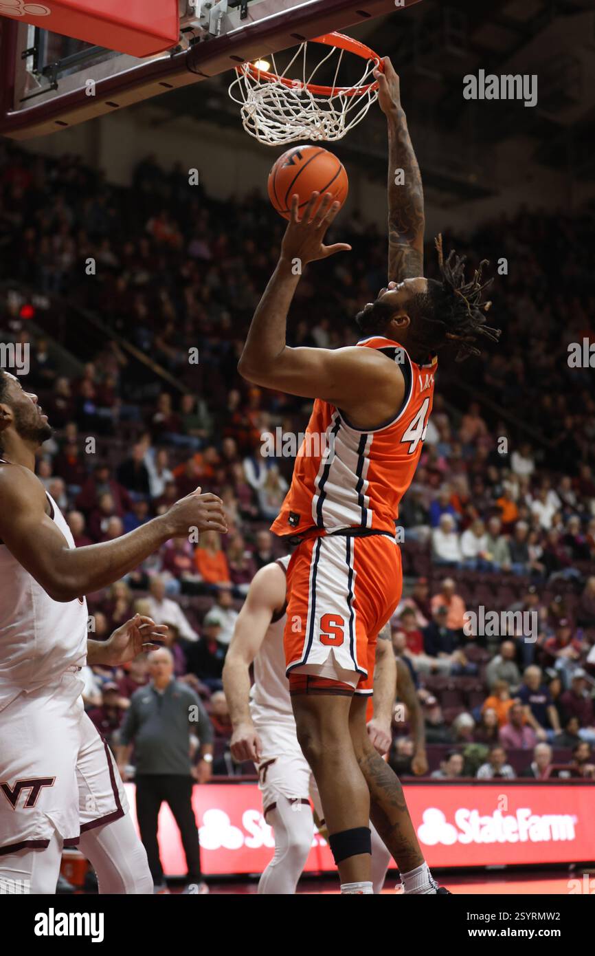 March 1, 2025: Syracuse Orange center Eddie Lampkin Jr. (44) dunks the ...