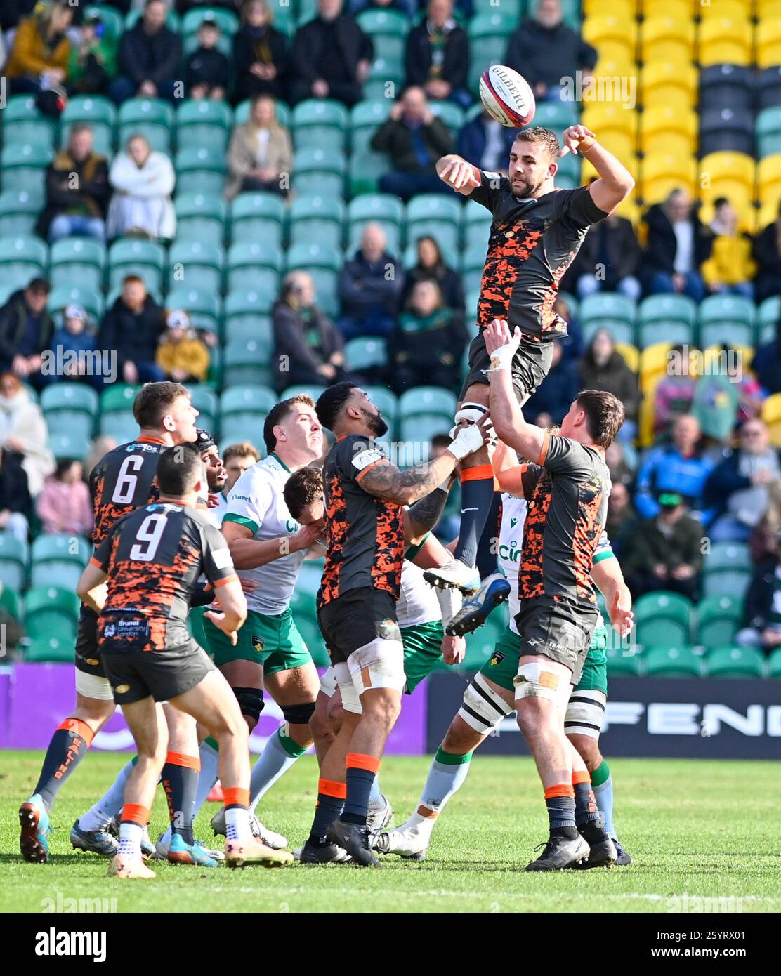Northampton ENGLAND - : Ealing Trailfinders Sean Lonsdale during the ...