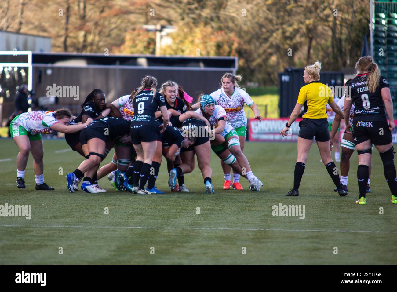 London, UK, 1st March 2025 Saracens maul forward versus Harlequins ...