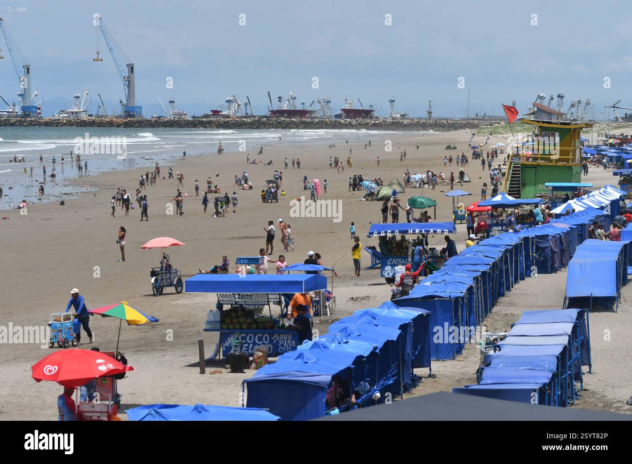MANTA CARNAVAL SATURDAY Manta, March 01, 2025 Little influx of tourists ...