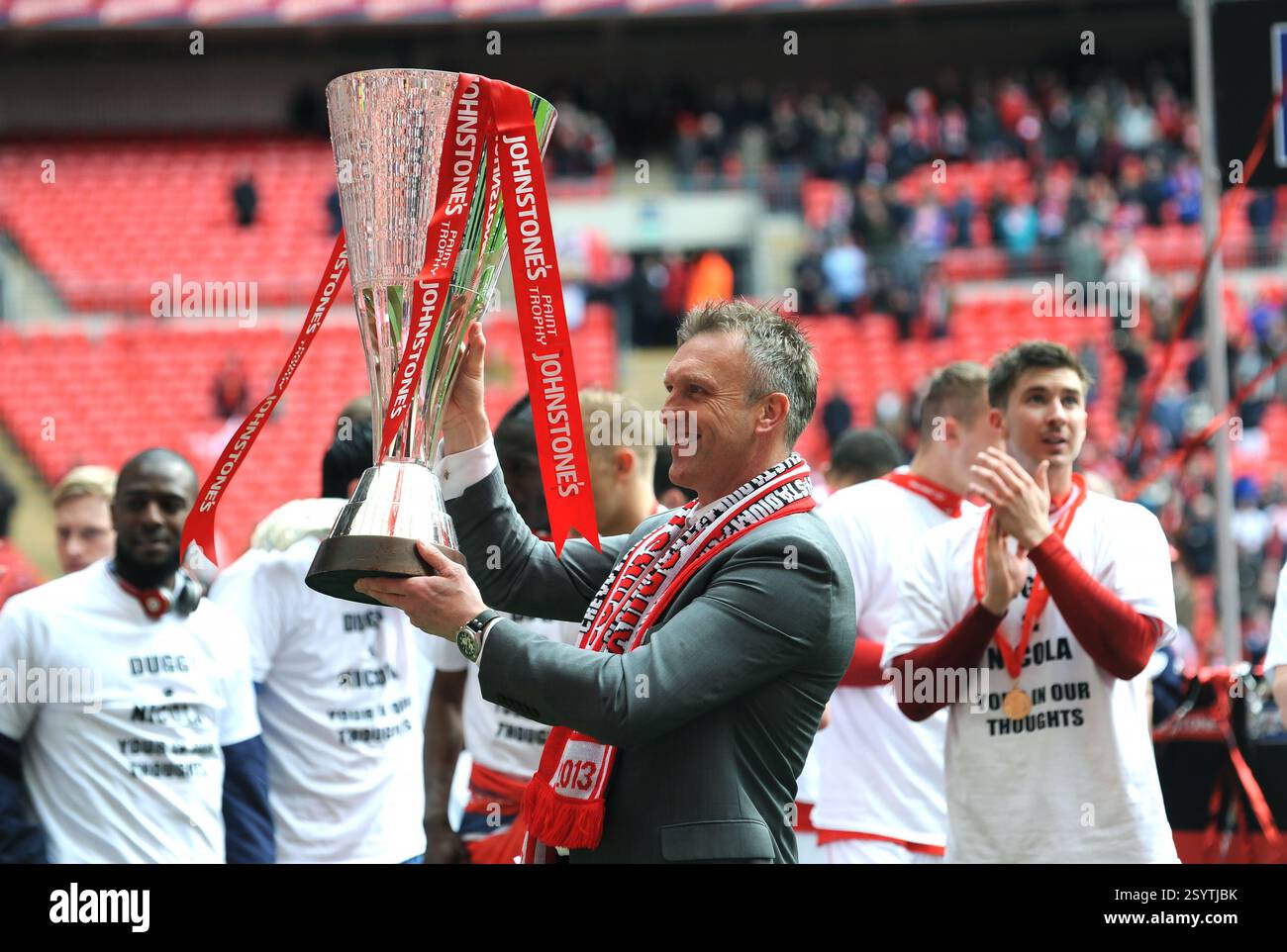 Johnstone's Paint Trophy - Final - Crewe Alexandra v Southend United ...