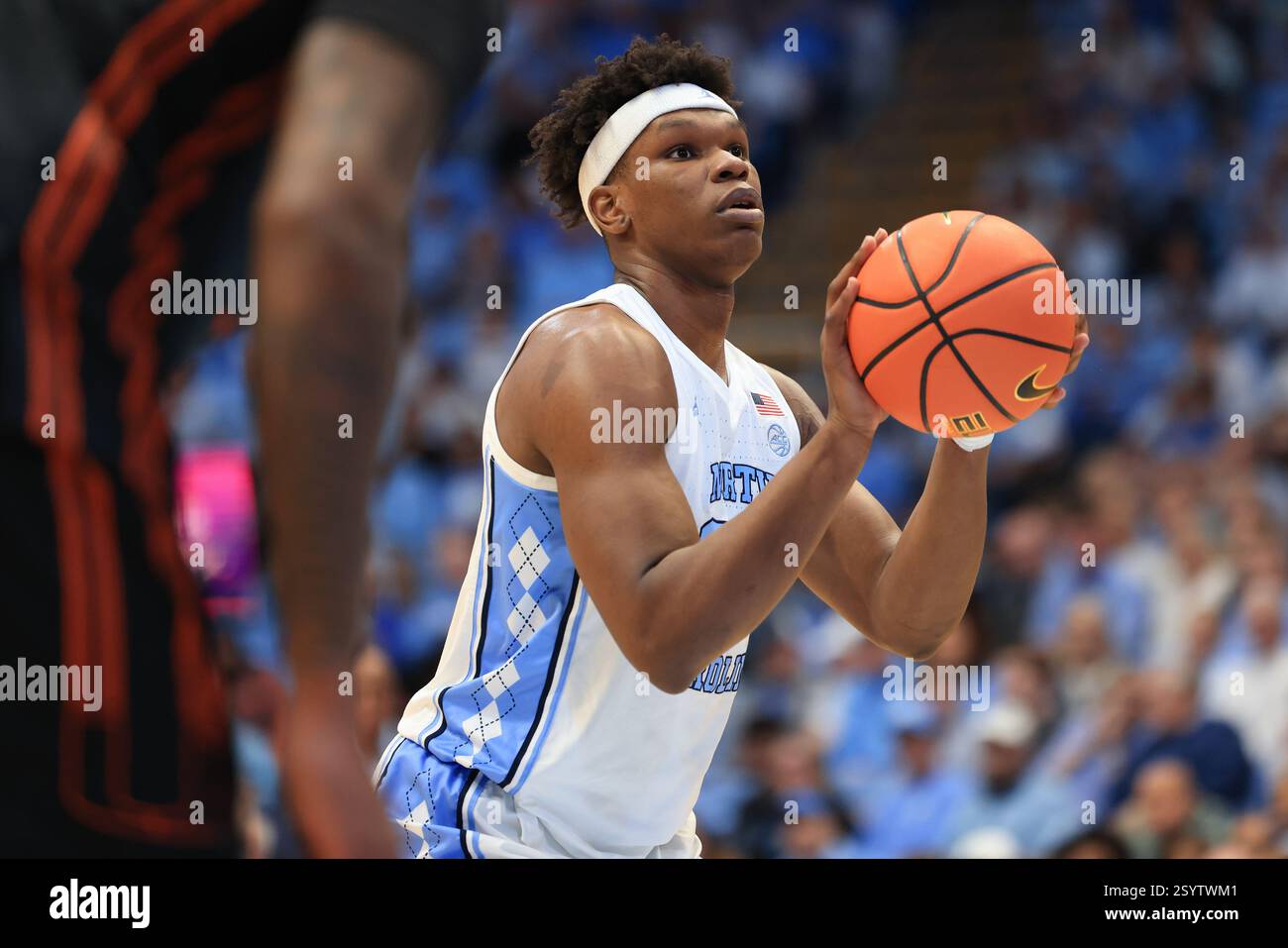 March 1, 2025: North Carolina Tar Heels forward Ven-Allen Lubin (22 ...