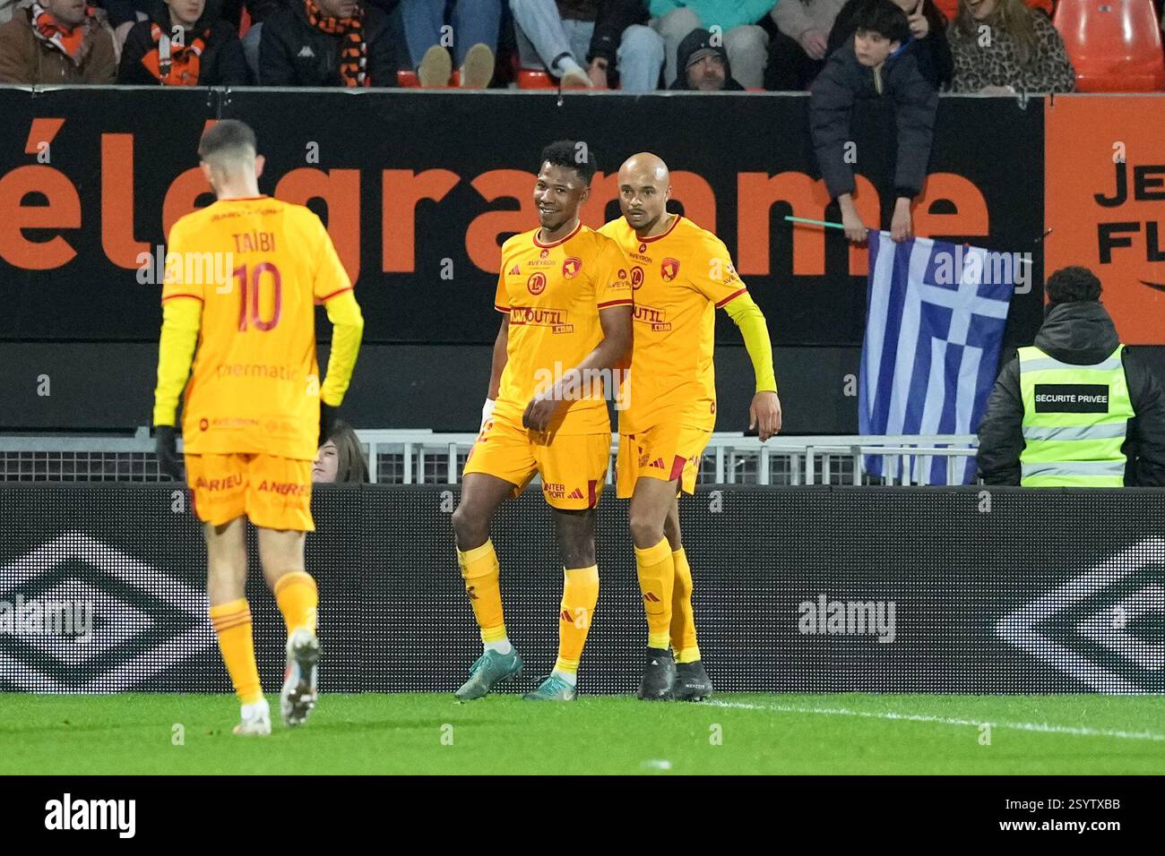 09 Timothe NKADA (raf) - 22 Tawfik BENTAYEB (raf) during the Ligue 2 ...