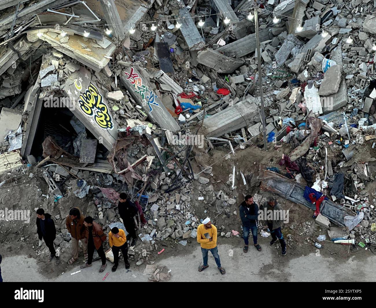 Palestinians break their fast by eating the Iftar meals during the holy ...