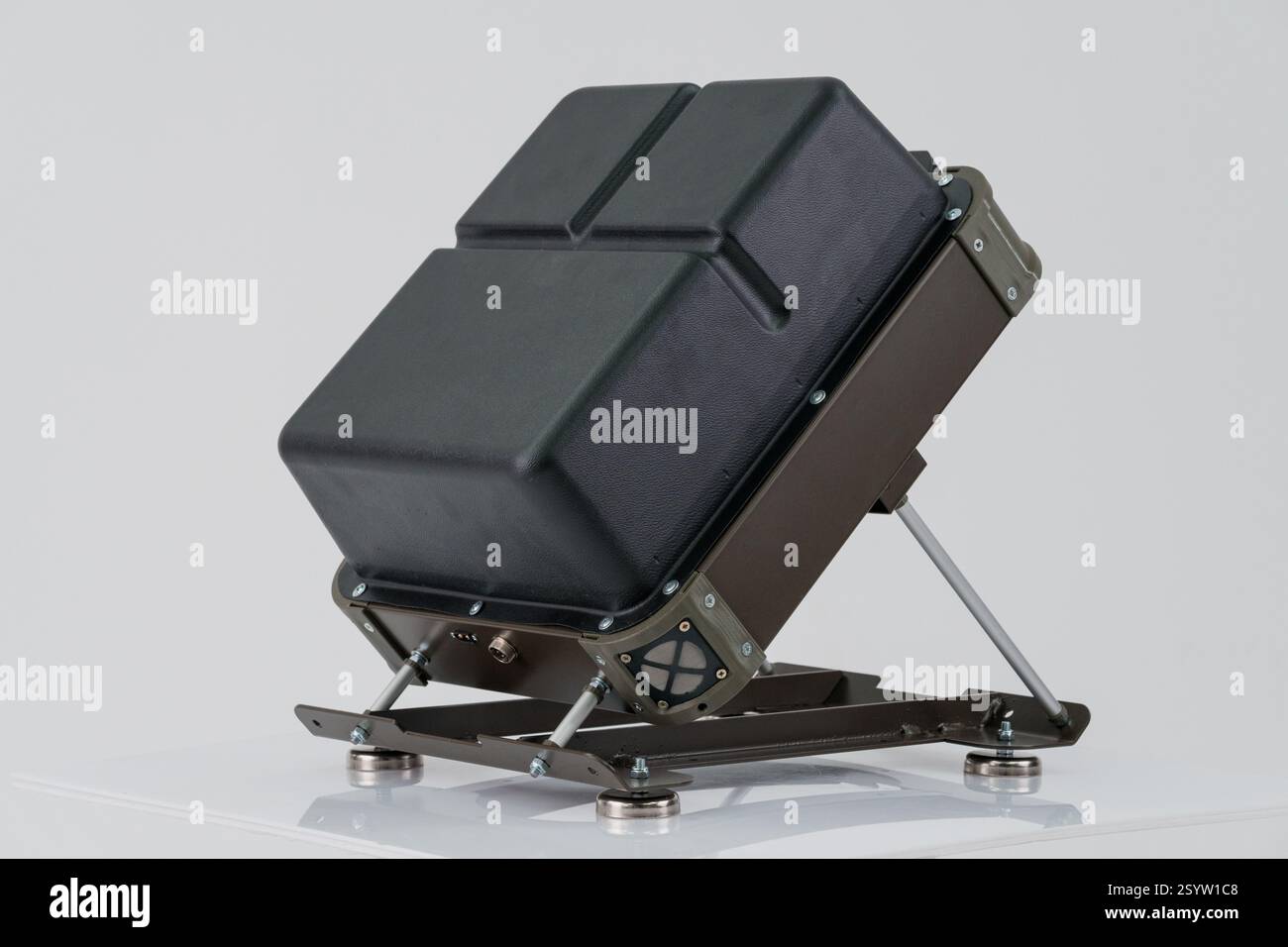 Advanced Electronic Warfare Jammer System on Display Stock Photo - Alamy