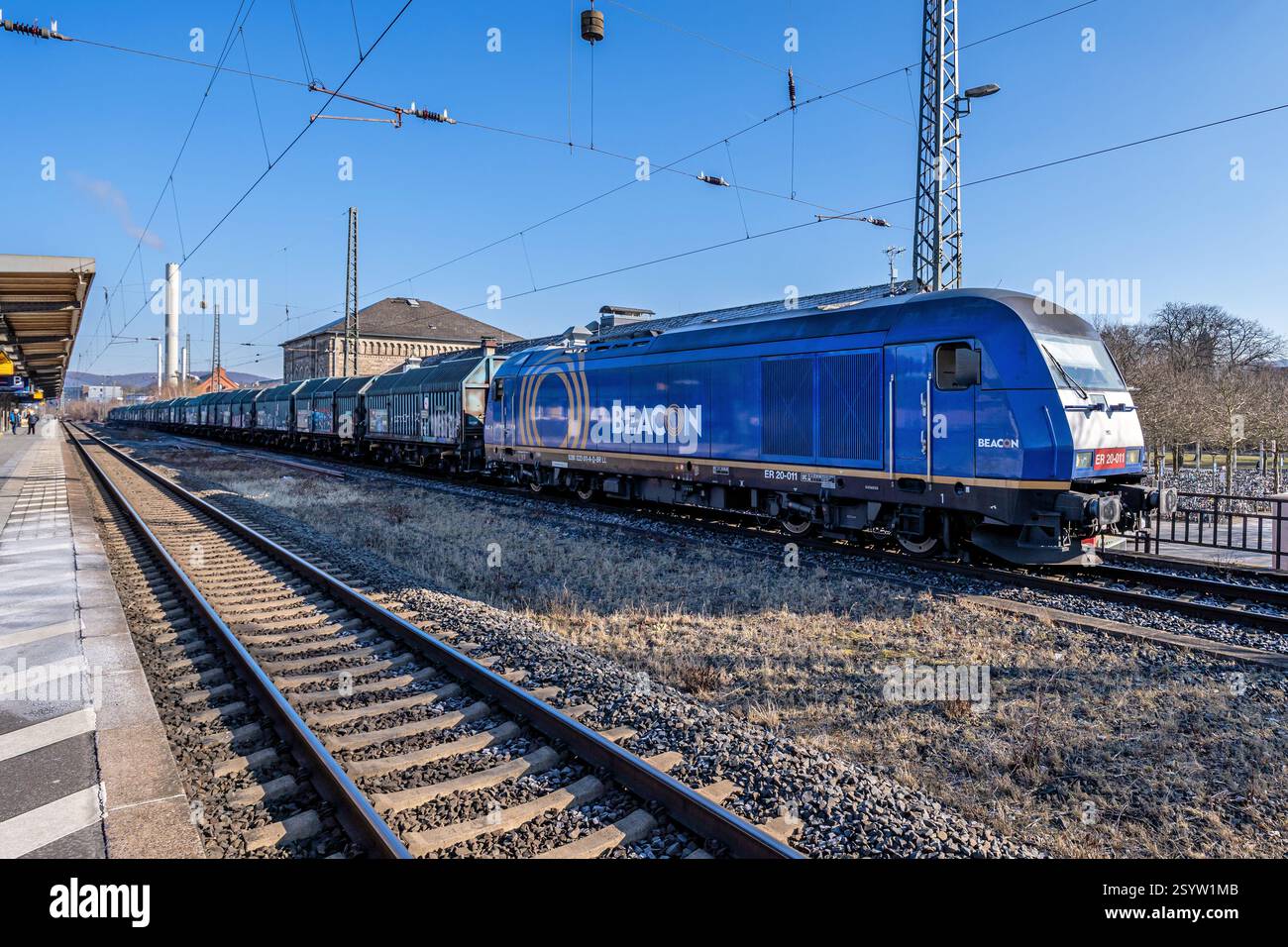 Beacon Siemens ER20 freight train Stock Photo - Alamy