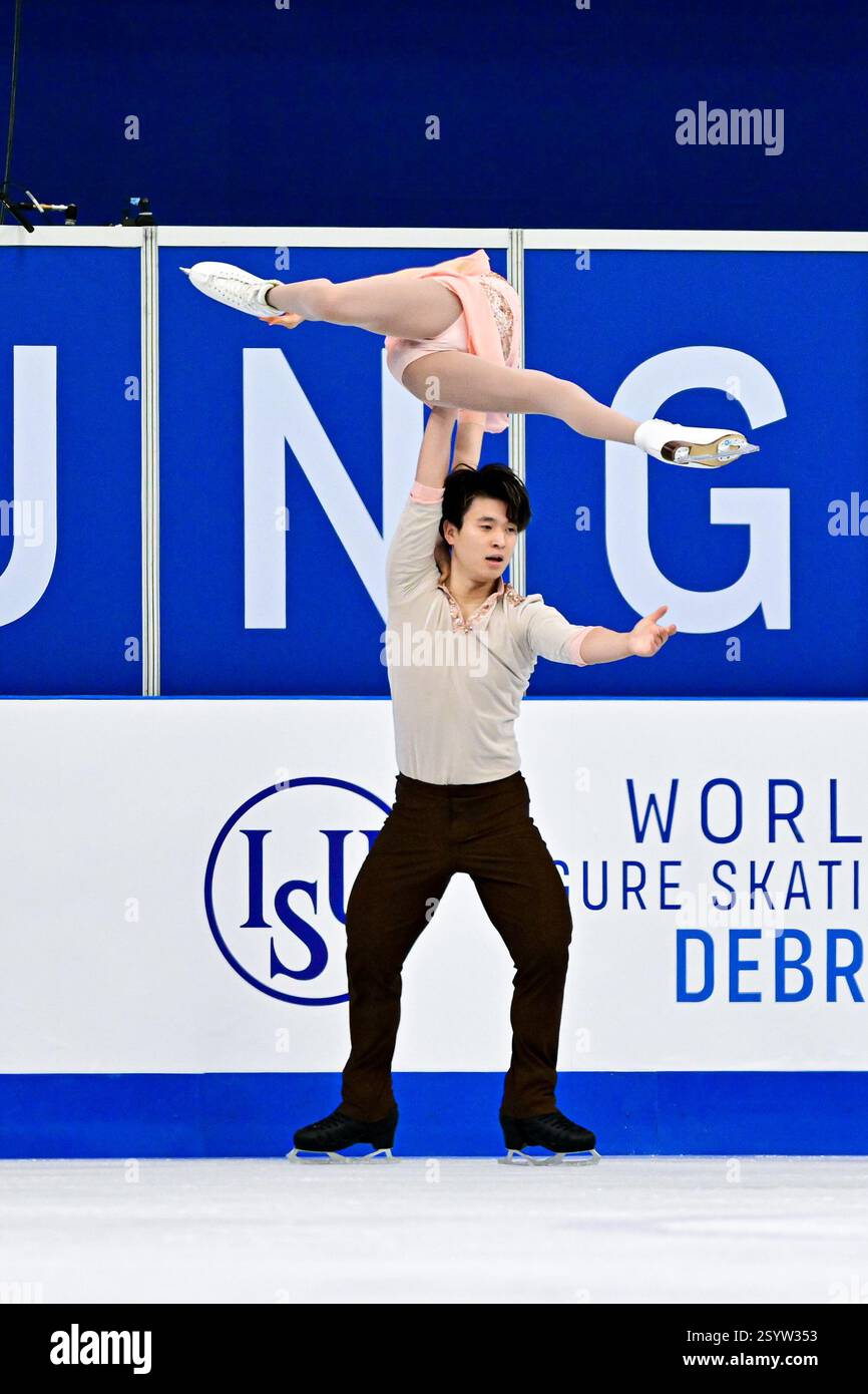 Sae SHIMIZU & Lucas Tsuyoshi HONDA (JPN), during Junior Pairs Free Skating, at the ISU World ...