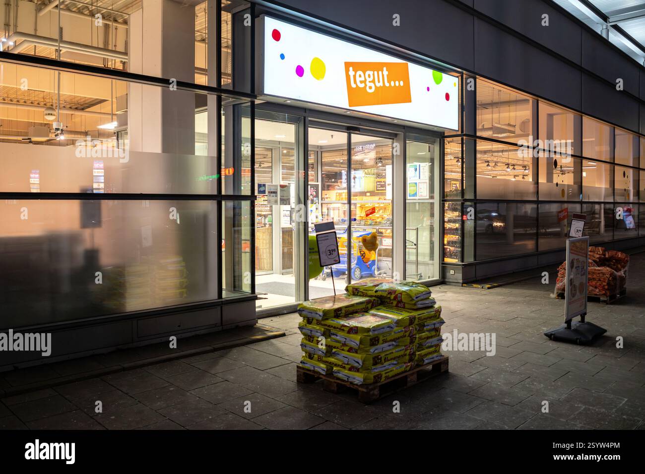 Tegut germany hi-res stock photography and images - Alamy